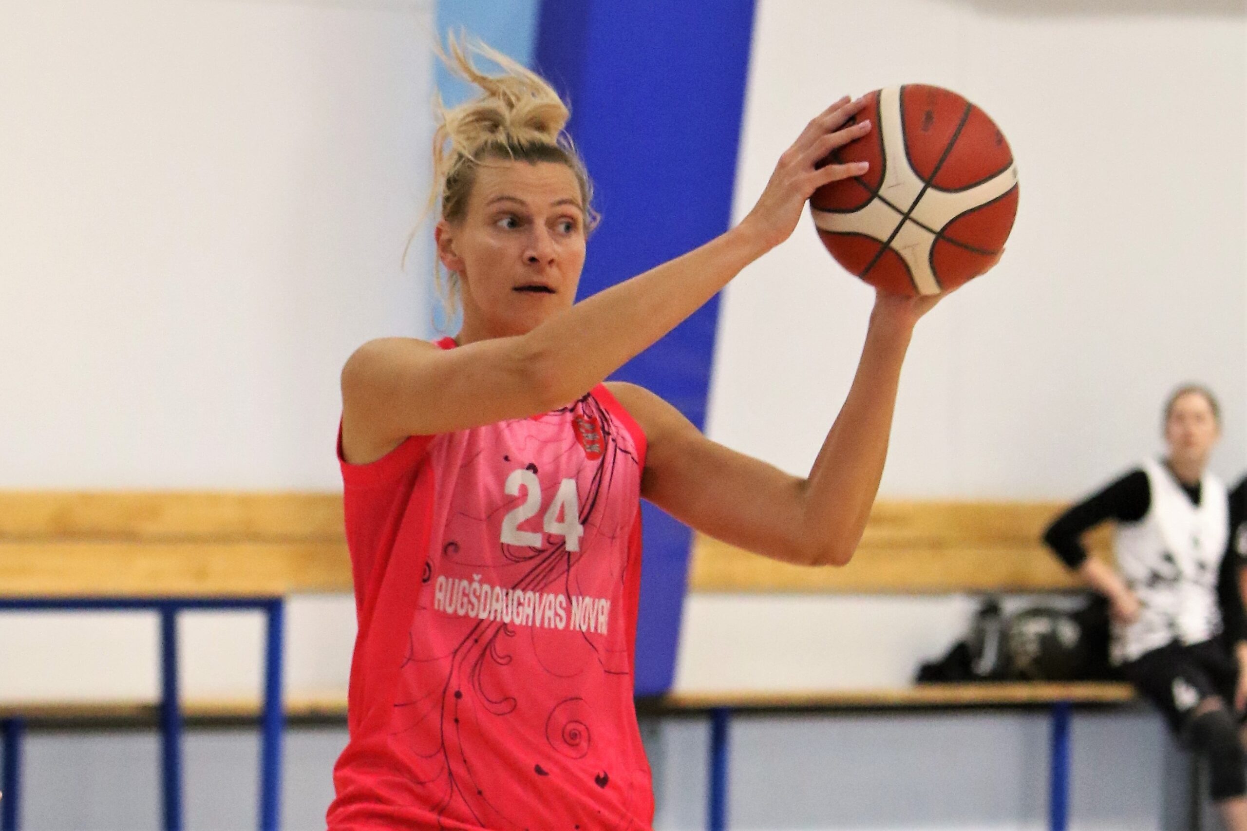 Maksibasketbola efektivitātes disciplīnā Veinberga apspēlē visus kungus ...